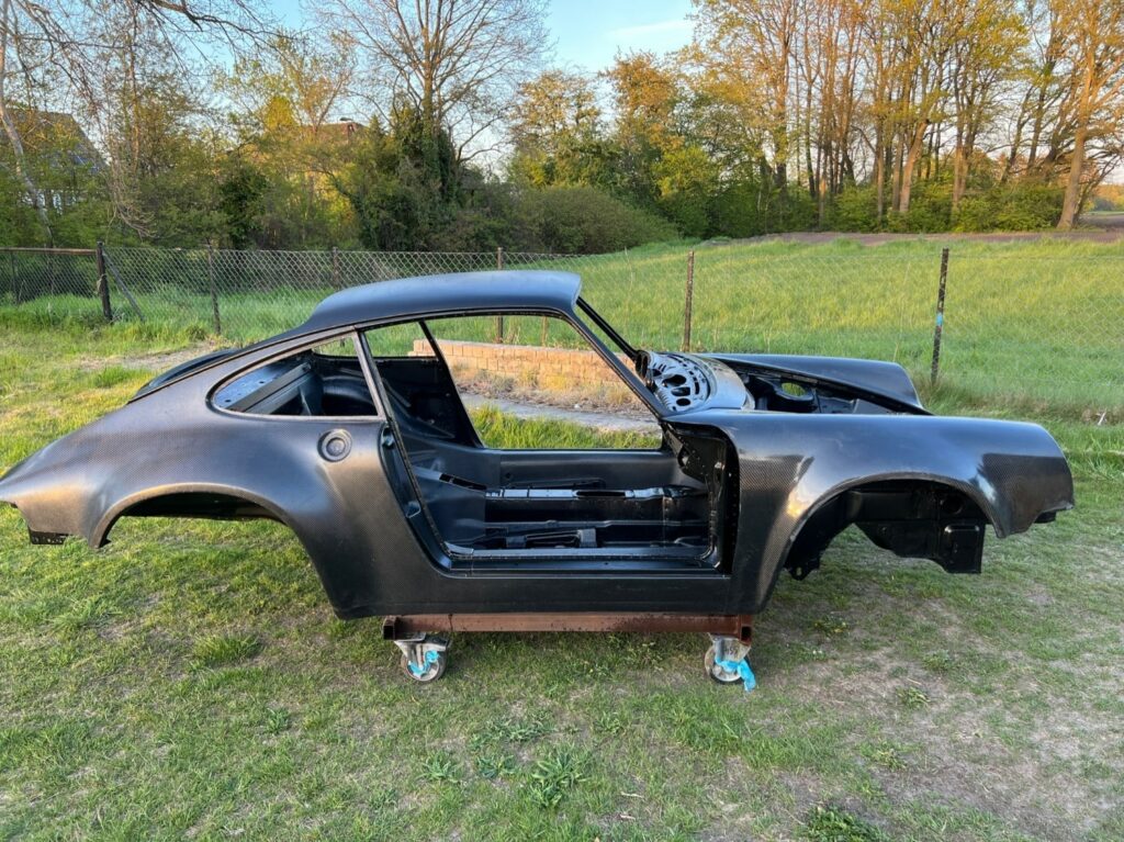 OCP - Porsche 911 Restoration: Full Carbon Fibre Flared Fender Body Kit ...